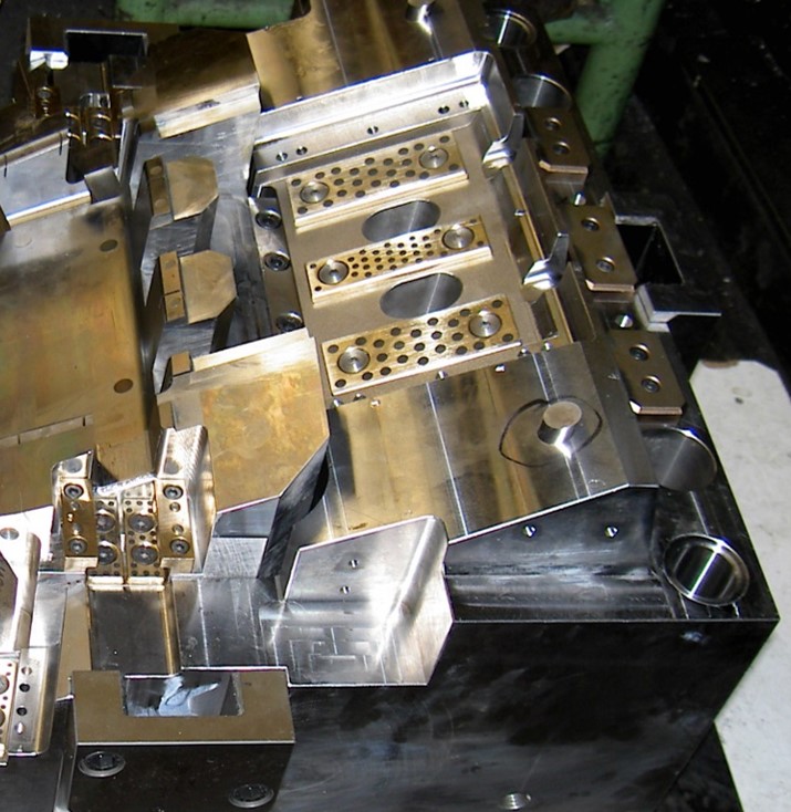 Why good sliding properties are a must in plastic tooling